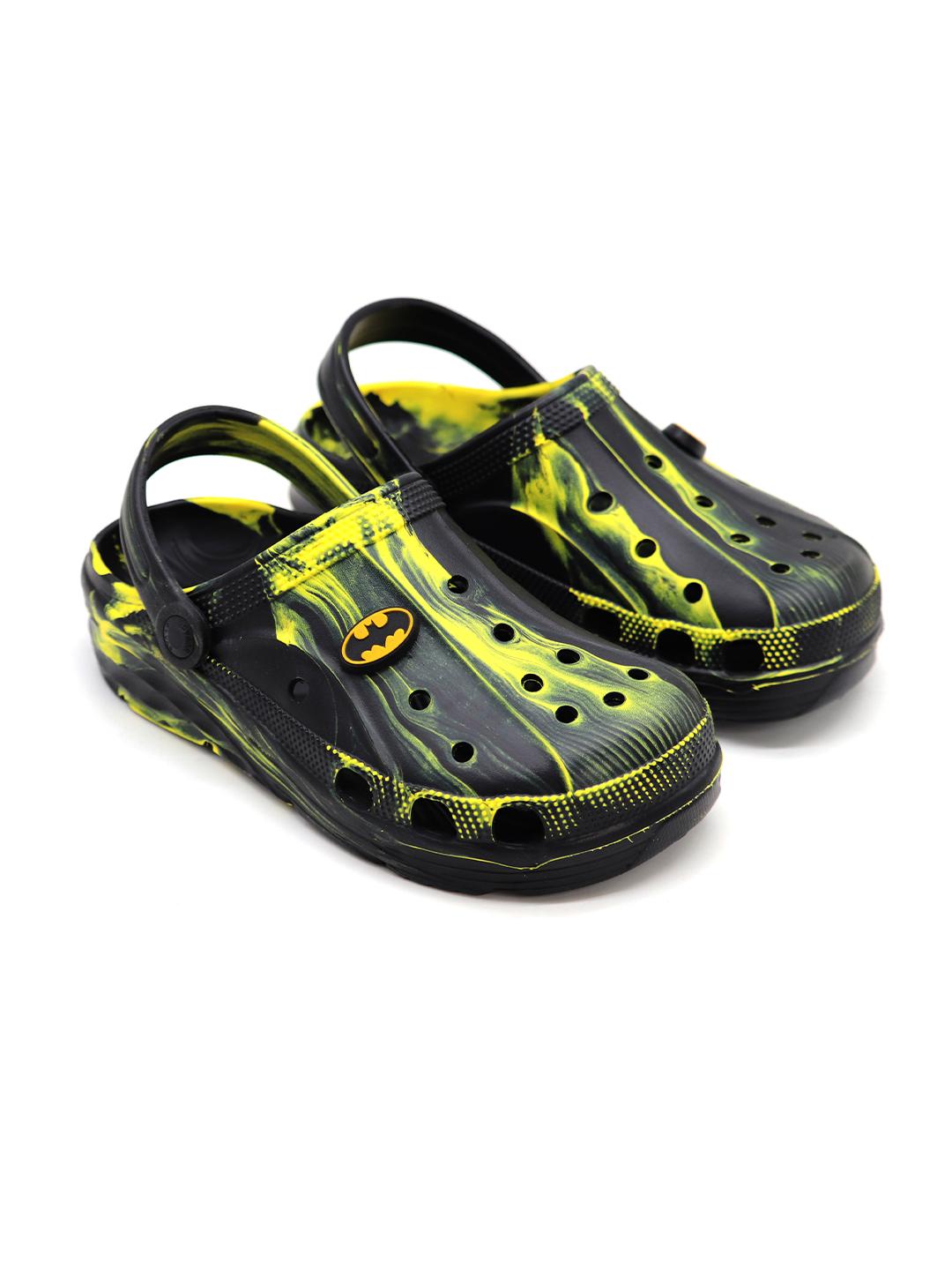 Buy Svaar Men Batman Marbled Clogs - Flip Flops for Men 32466838 | Myntra