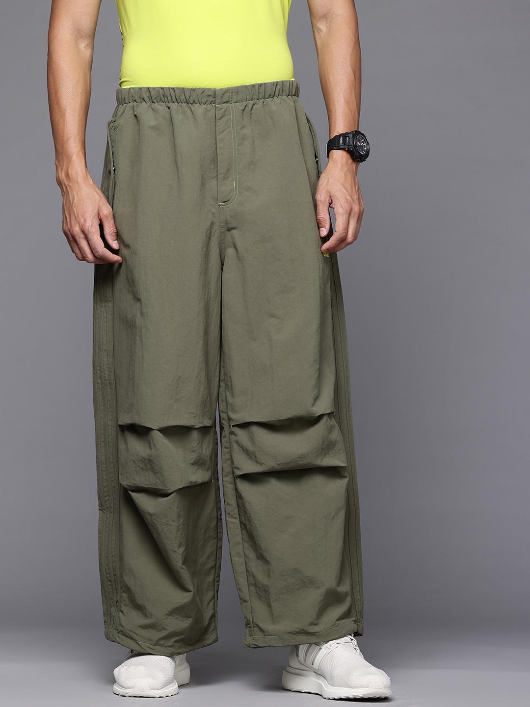 Buy ADIDAS Originals Men Pleated Parachute Track Pants - Track Pants ...