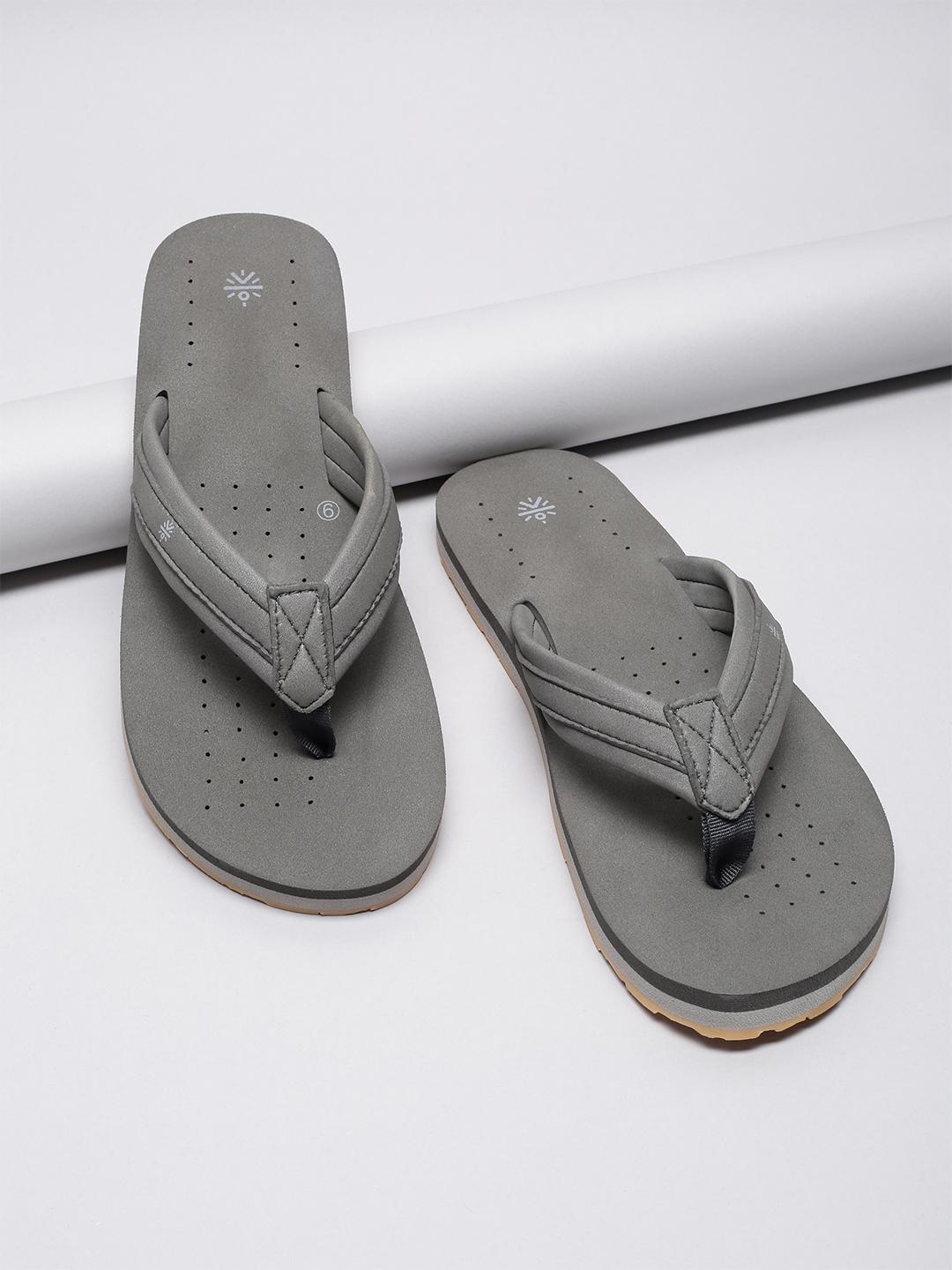 Buy CULT Men's Breez Flip Flops Grey - Flip Flops for Men 33384052 | Myntra