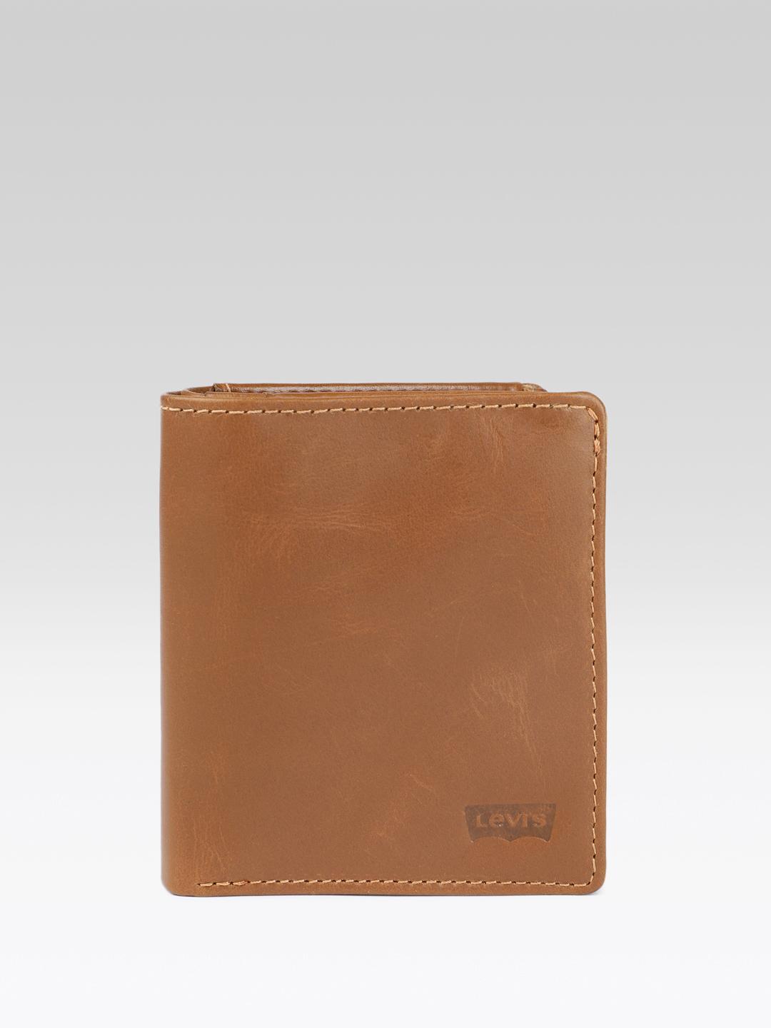Buy Levis Men Leather Two Fold Wallet - Wallets for Men 33470285 | Myntra