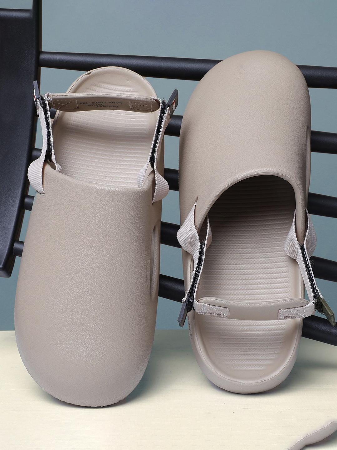 Buy Action Plus Men Solid Clogs - Flip Flops for Men 33616836 | Myntra