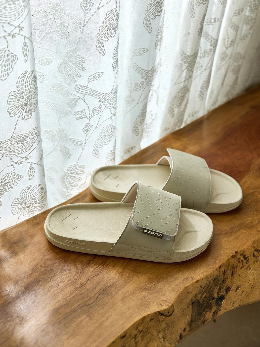 Buy Lotto Men Enduro TX Beige Slides - Flip Flops for Men 34505251 | Myntra