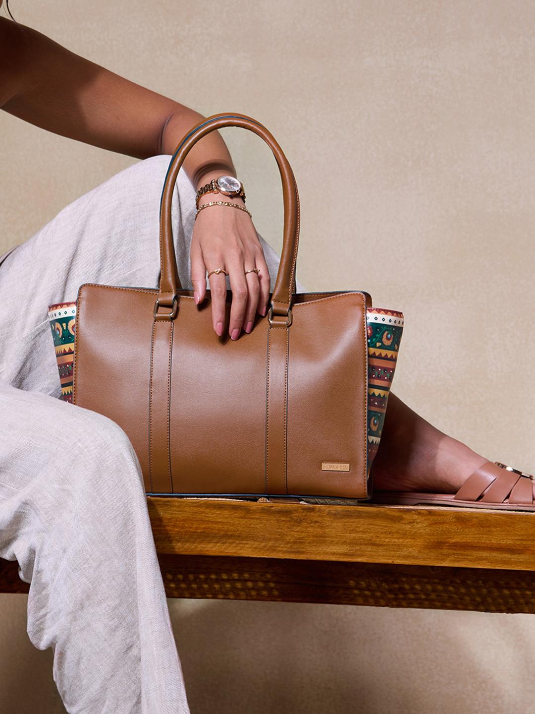 Buy Chumbak Digital Nomad Floral Tote Bag - Handbags for Unisex ...