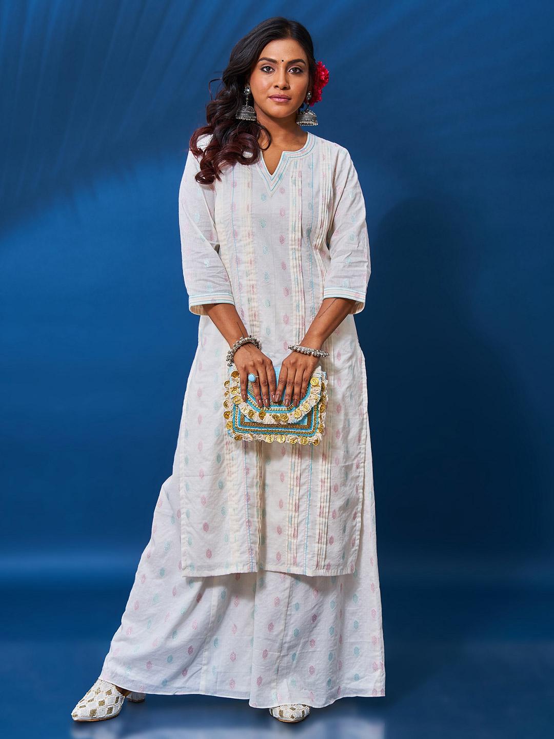 Buy Tanoti Geometric Printed Pure Cotton Notch Neck Anarkali Kurta With ...