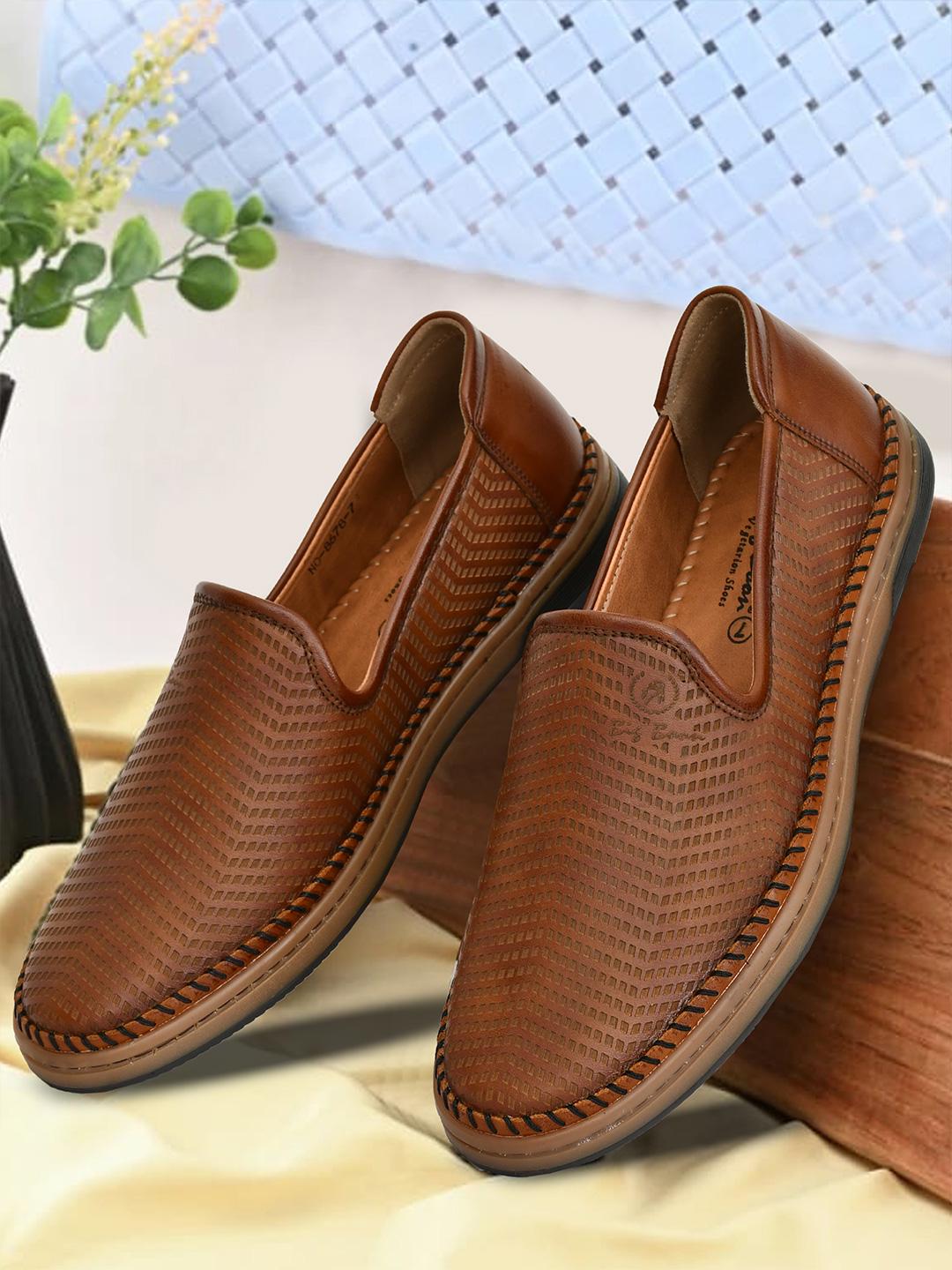 Buy Big Boon Men Textured Round Toe Loafer - Casual Shoes for Men ...