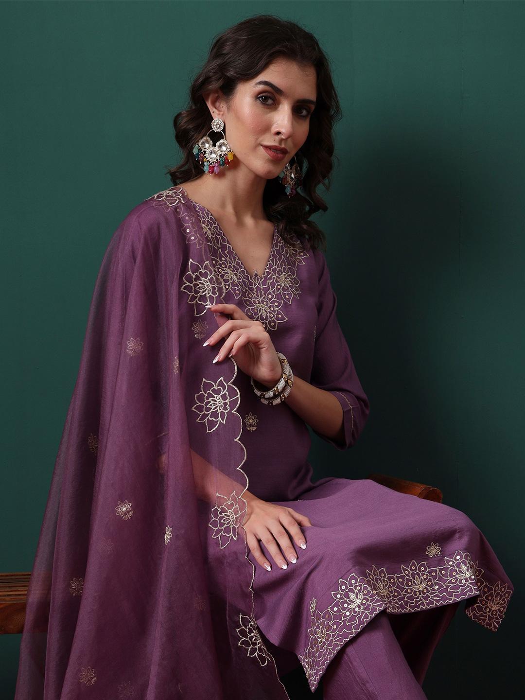 Buy Royal Export Floral Embroidered Thread Work Kurta With Trousers ...