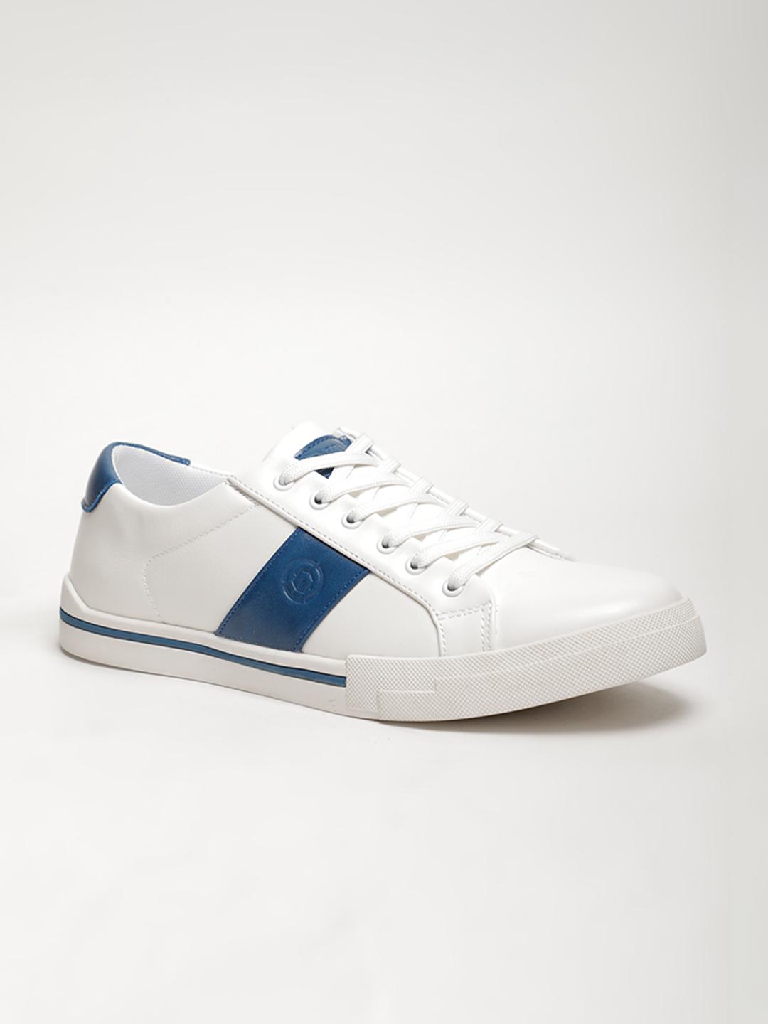 Buy LOCOMOTIVE Men White & Blue Colourblocked Sneakers - Casual Shoes ...