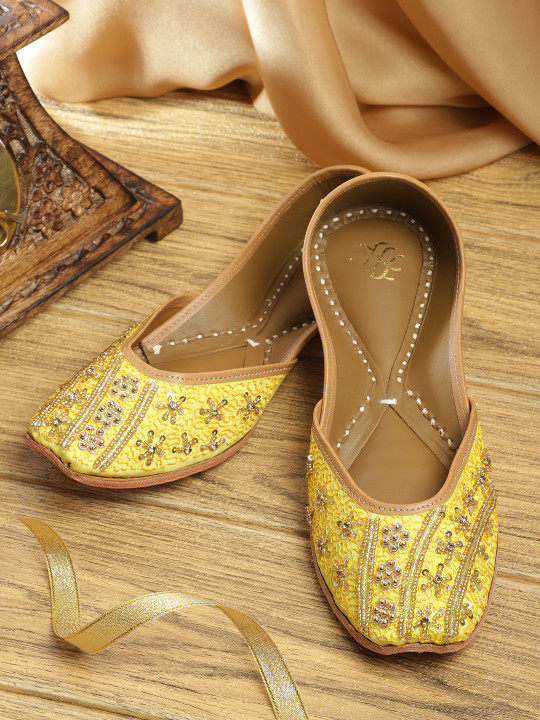Buy Punjabi Jutti For Women At Best Prices on Myntra