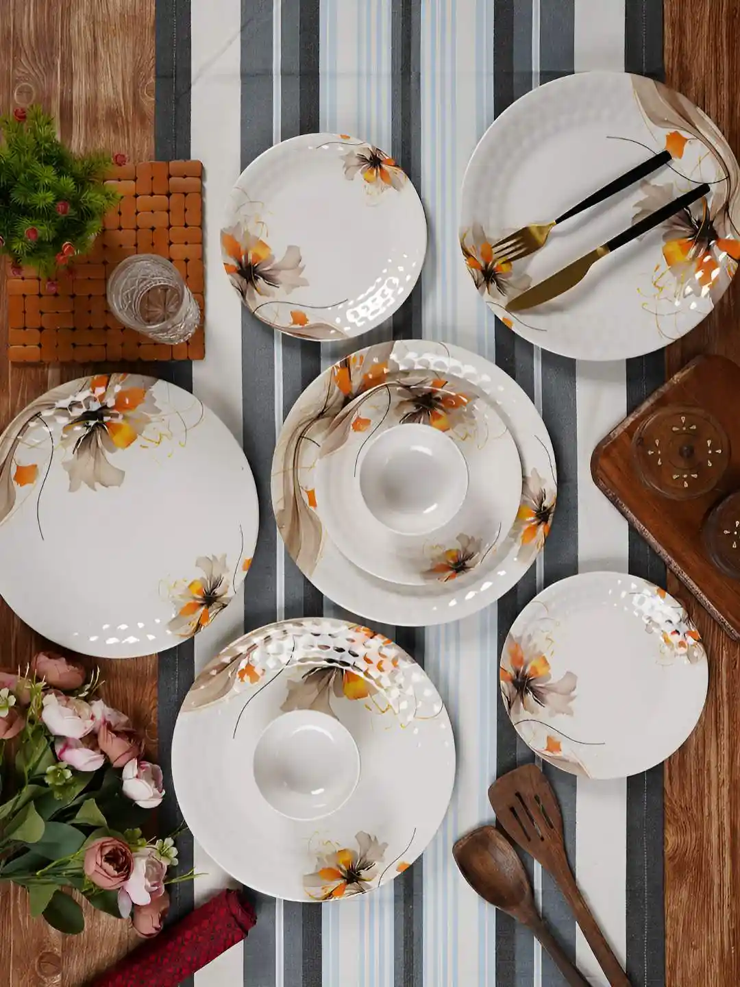 orange microwave set