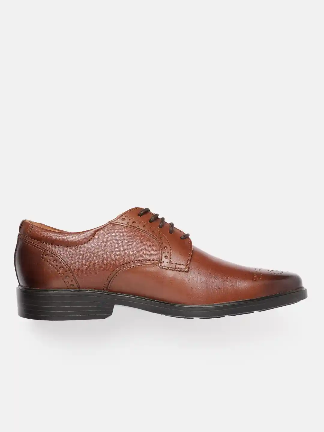 clarks brown brogues