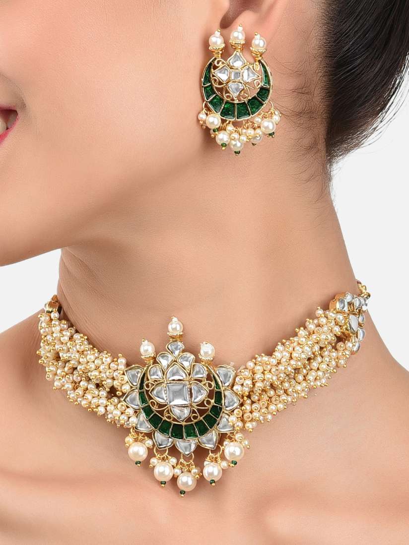 Myntra green jewellery store