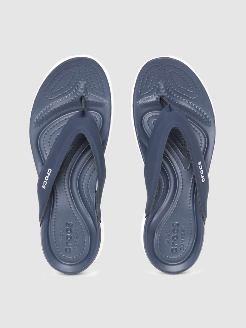 Women's crocs capri flip flops store