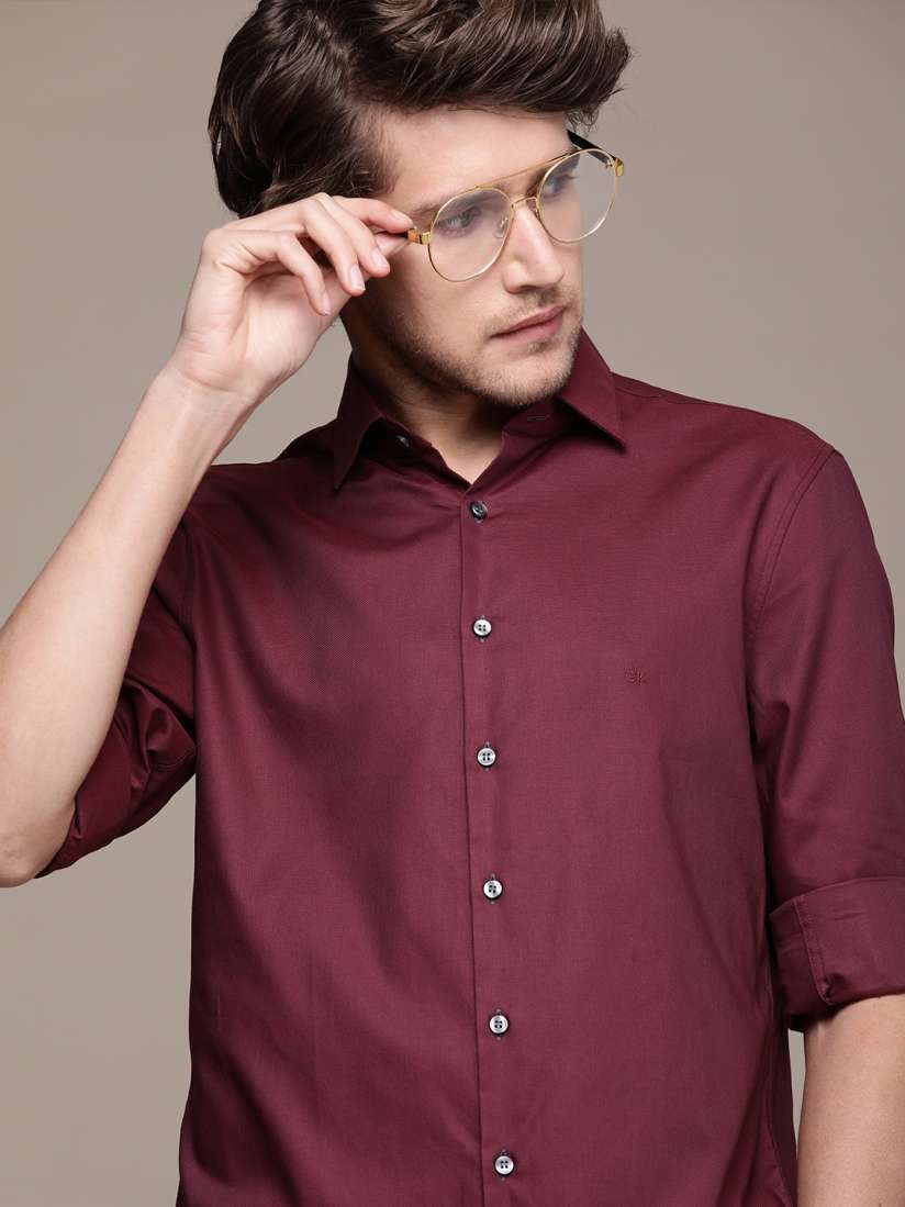 Buy Calvin Klein Jeans Men Burgundy Solid Slim Fit Casual Shirt Shirts for Men 16408932 Myntra