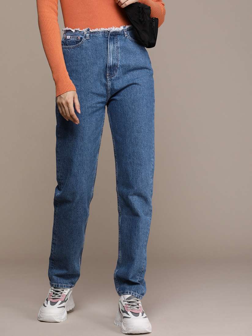 Calvin klein women's mid rise straight fit jeans store