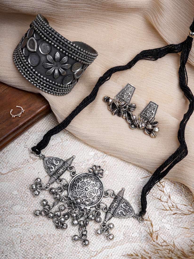 Myntra oxidised necklace store
