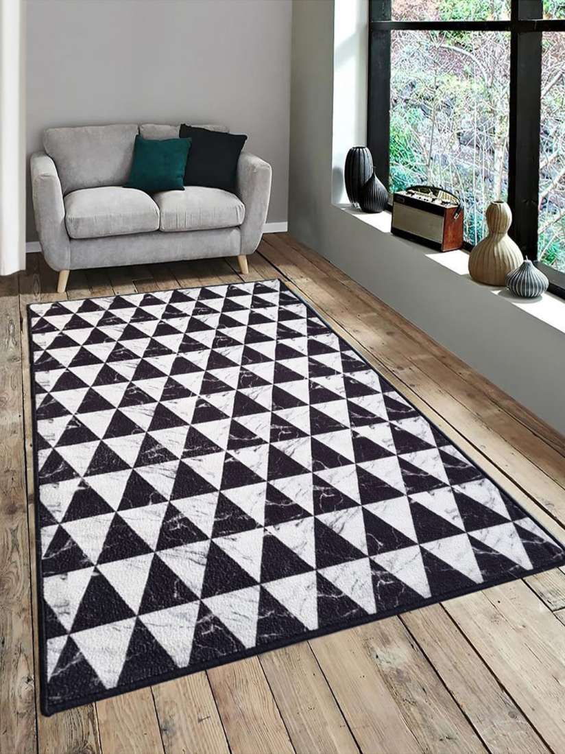 Black and white geometric rug store