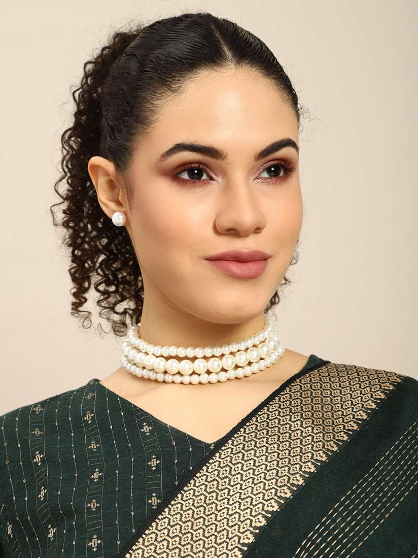 Pearl necklace myntra store