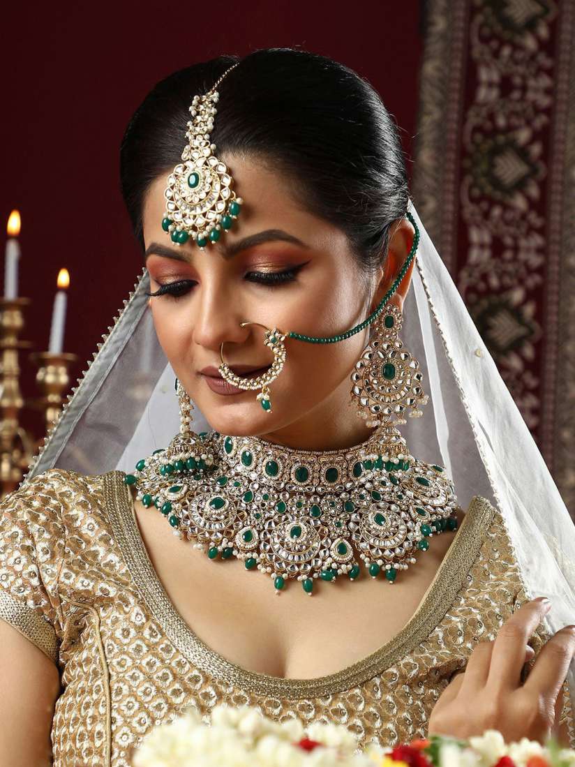 Buy SOHI Gold Plated Stone Studded Beaded Jewellery Set Jewellery Set for Women 31035216 Myntra