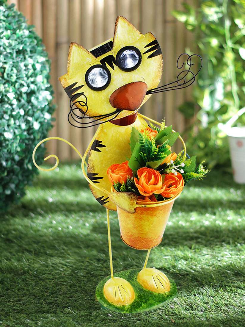 Cat Garden Planters GARDEN MEADOW 20.87 In. Metal Solar Lighted Cat
