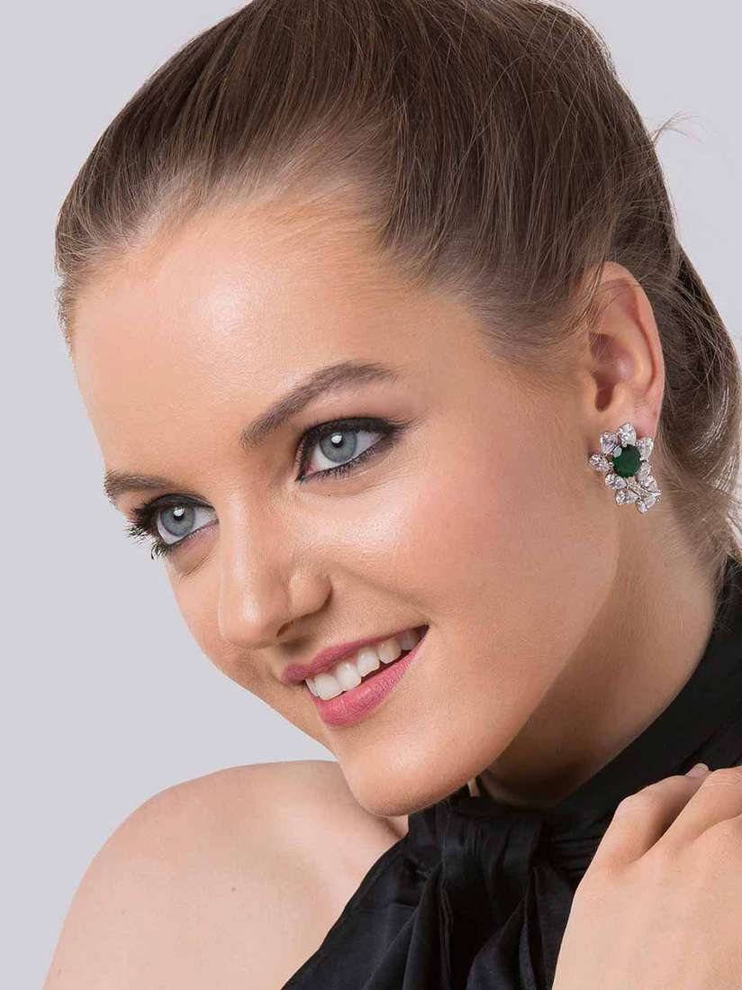 Amara White's Instagram, Twitter & Facebook on IDCrawl