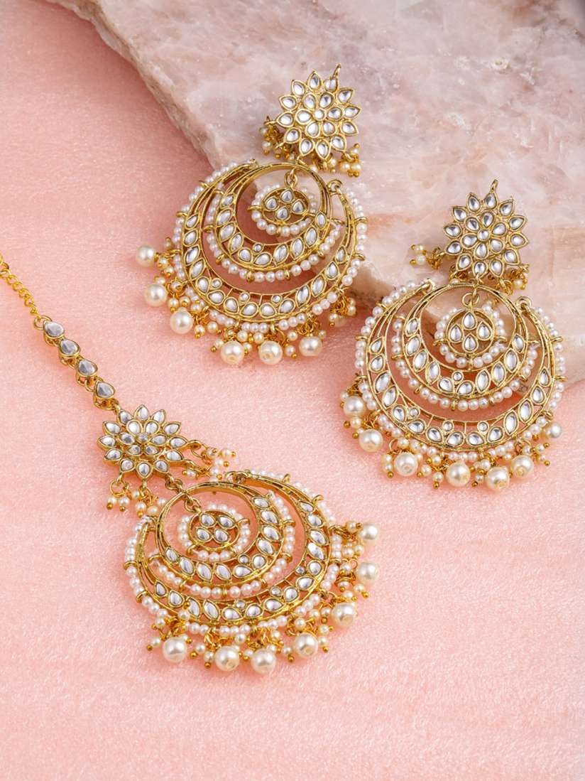 Maang tikka with earrings myntra store