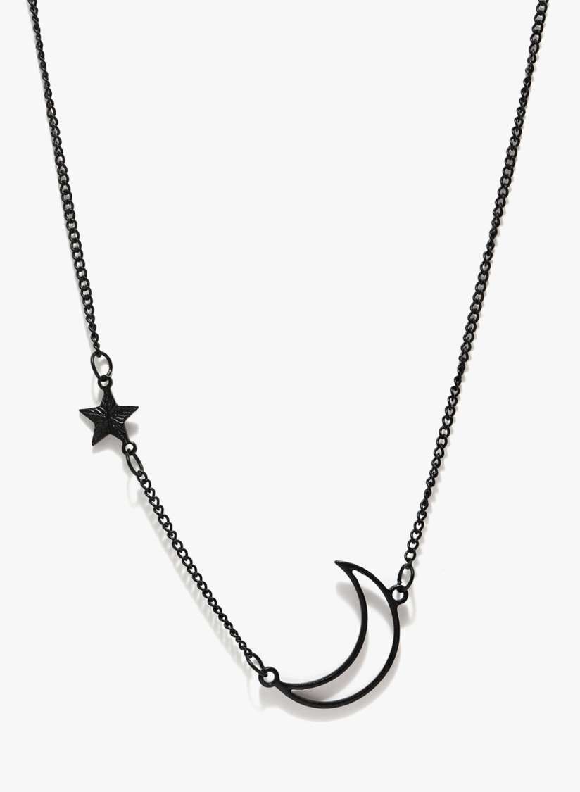 Black metal chain with pendant store